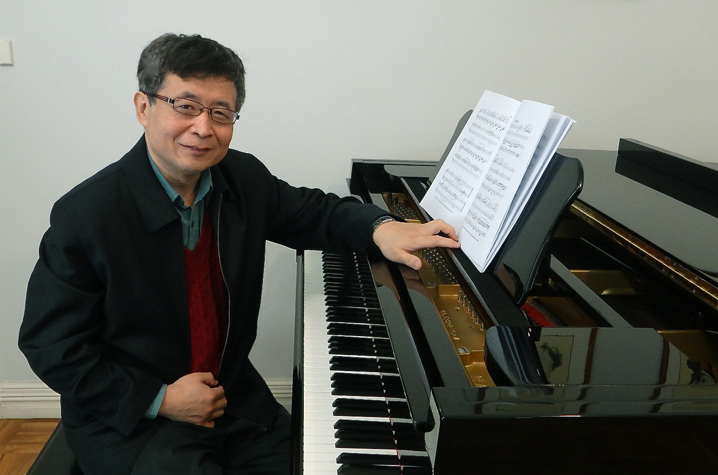 Julian Yu – Publicity Photo | CutCommon