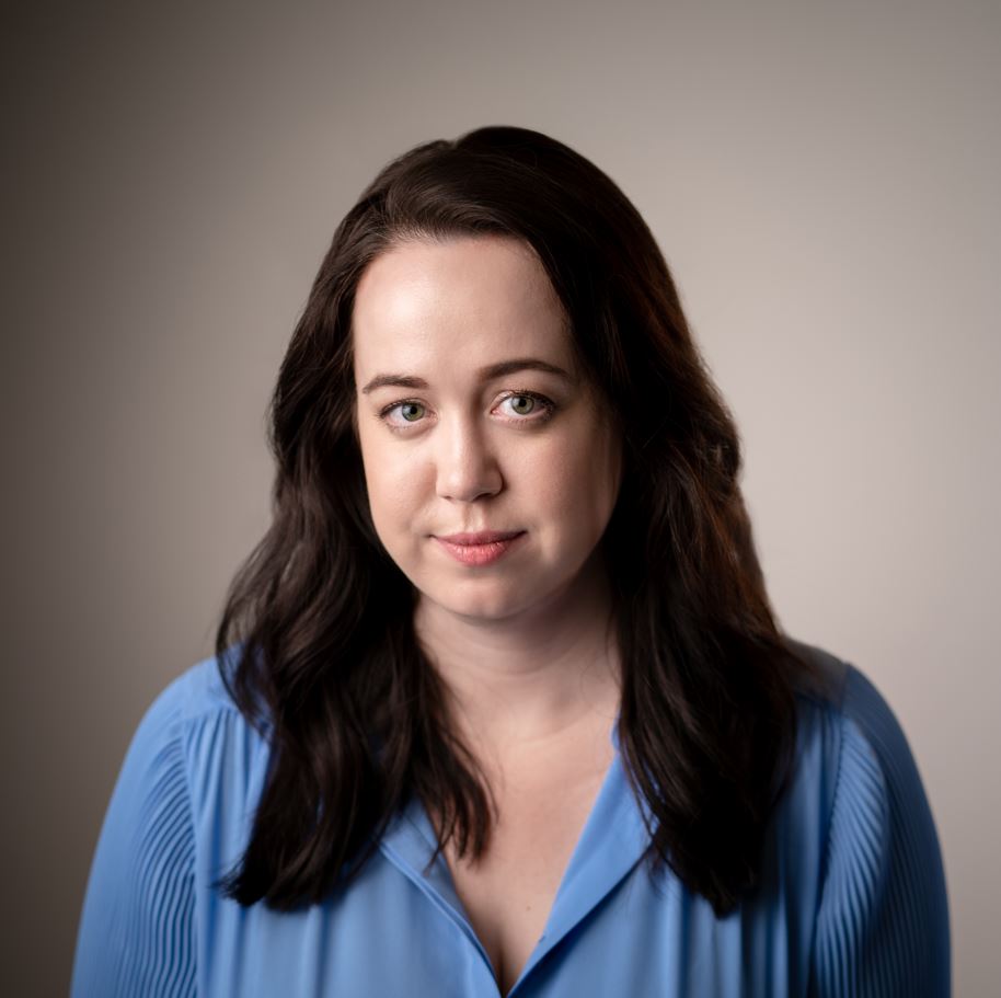 Chelsea kluga | CutCommon