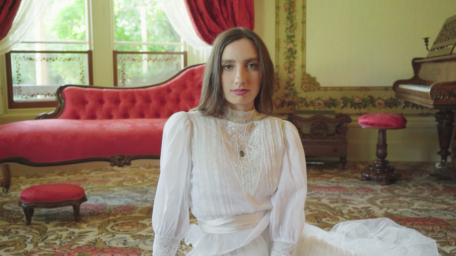 Sarah Elise Thompson’s debut album is an intimate self-portrait