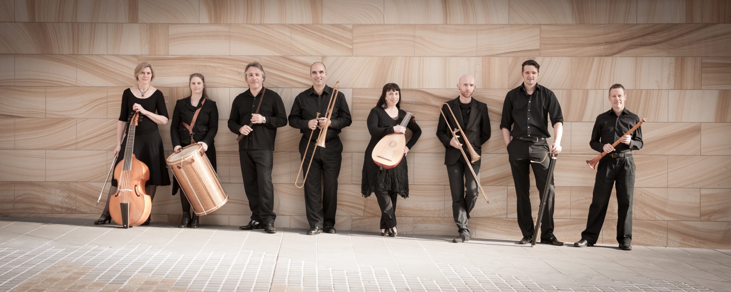 la Compani 1 | CutCommon